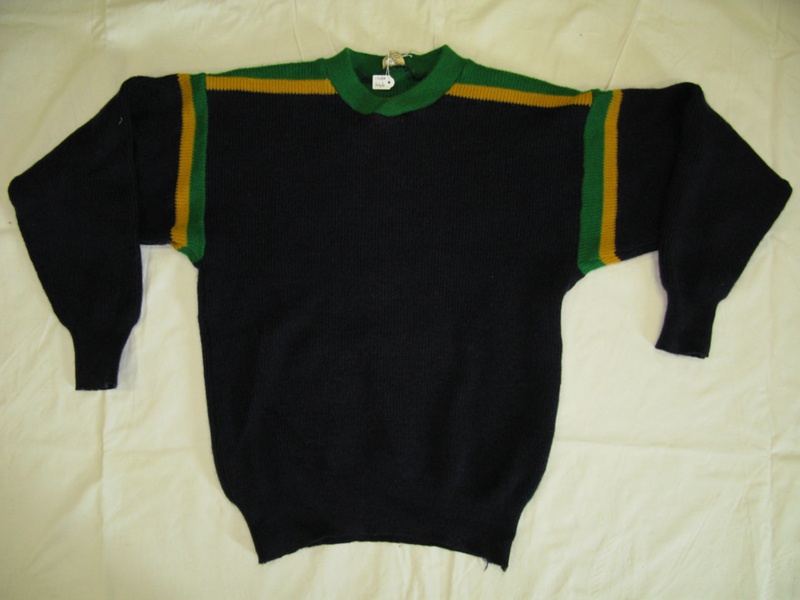 Jumper; Bella; VMBM 001666 | eHive