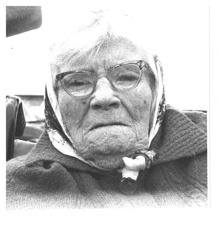 Jane Harris, 94 years old at Kiandra April 1990 (Tum+ Adel Times ...