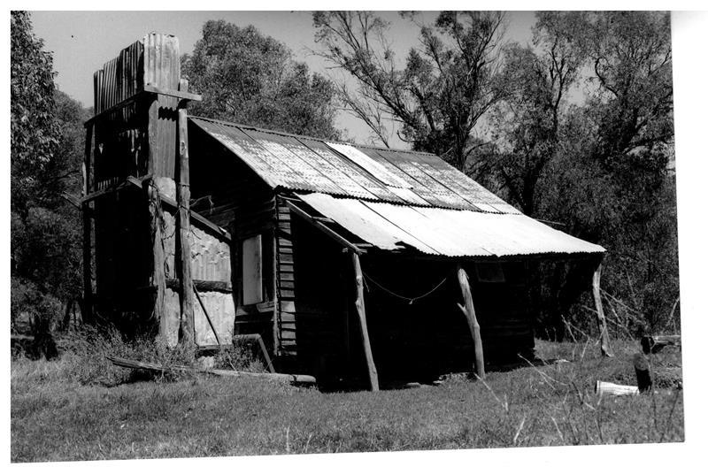 Limestone Hut in 2002 KH.; Klaus Hueneke; AP 002458 | eHive