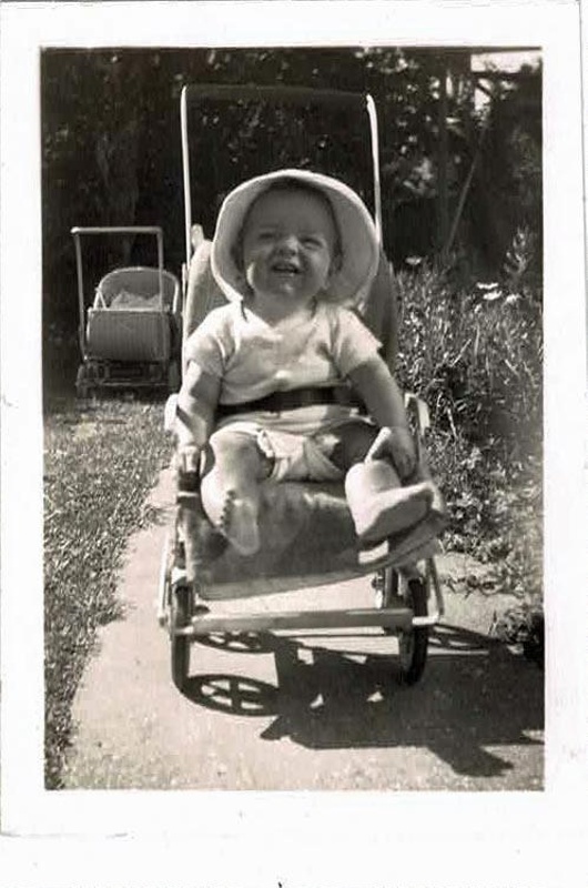 Photo, Robert Kendall smiling.; K2003/65/c/34 | eHive