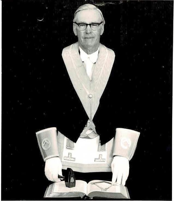 Photo, Ron Foreman; K2003/65/f | eHive