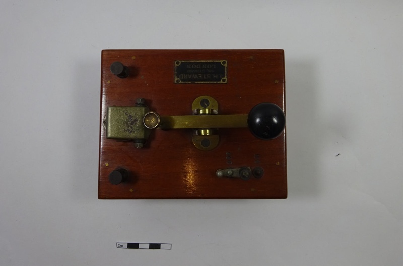 Morse code box; LDMRD 0876.34 | eHive