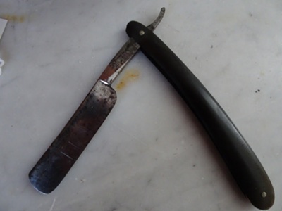 Boxed Razor Set.; 2022-35-04 | eHive