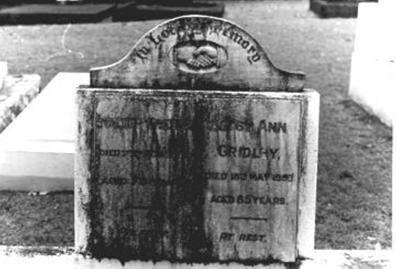 Photo - Grave of Walter Gridley and Betsy Anne Gridley - Eumundi ...