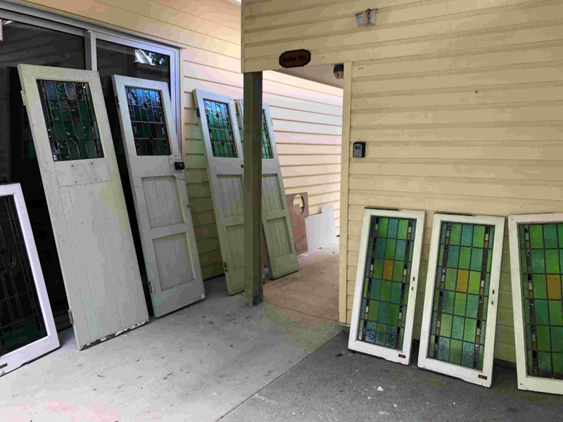 Installation of stained glass arched window; Eumundi Museum; 06/04/2022 ...