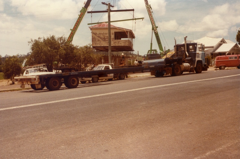 Early Days of the Eumundi Markets. Delivery of cane cutters barracks ...
