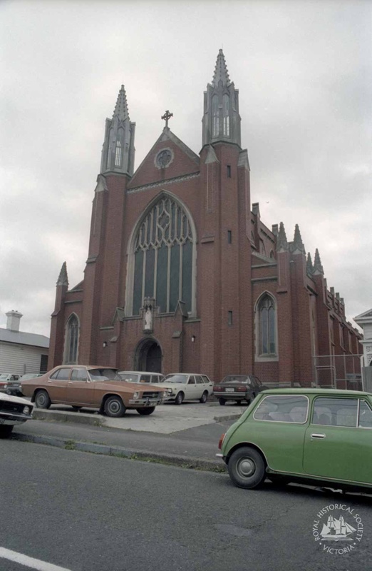 Photograph collection: houses in Gower street and Wolseley parade ...