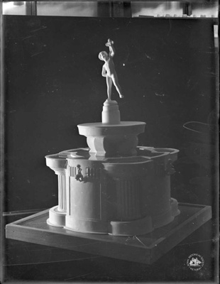 Model in sugar of Macpherson Robertson Fountain in Shrine Gardens, 1934 ...