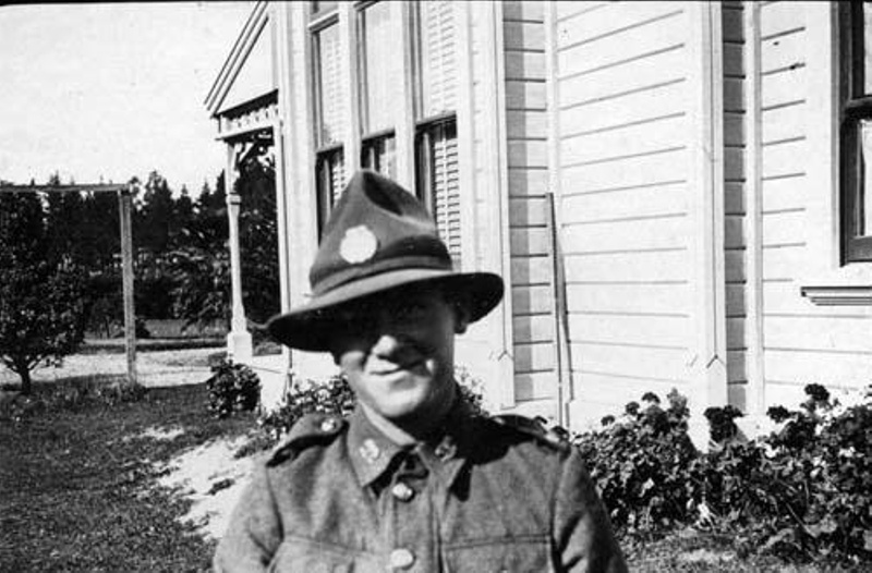 Bryan Chamberlain 1916, ex E Vida Young, Brookfield, ex Peter Fleming ...