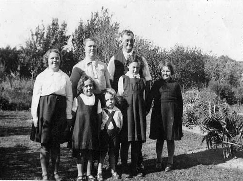 Joseph John & Violet (nee Winchester) Rodgers Children Violet, Annie ...