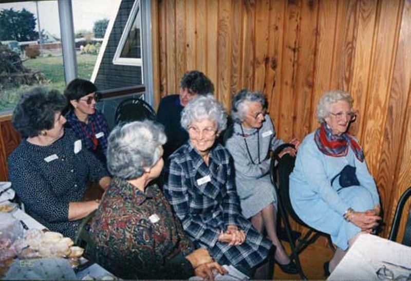 R Johnson, P Stephens, M Mercer, M Kitto, L Sheppard, L Heslop, D ...