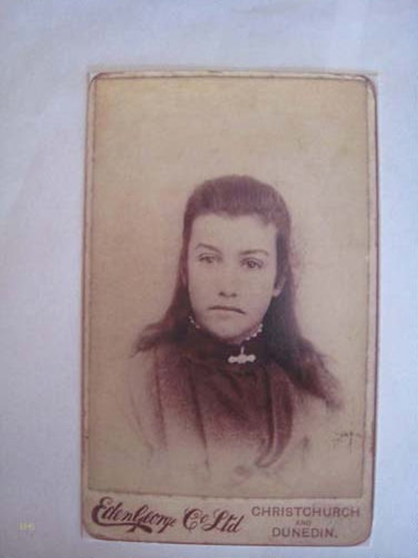 Emily Smithson; EHS-3340 | eHive