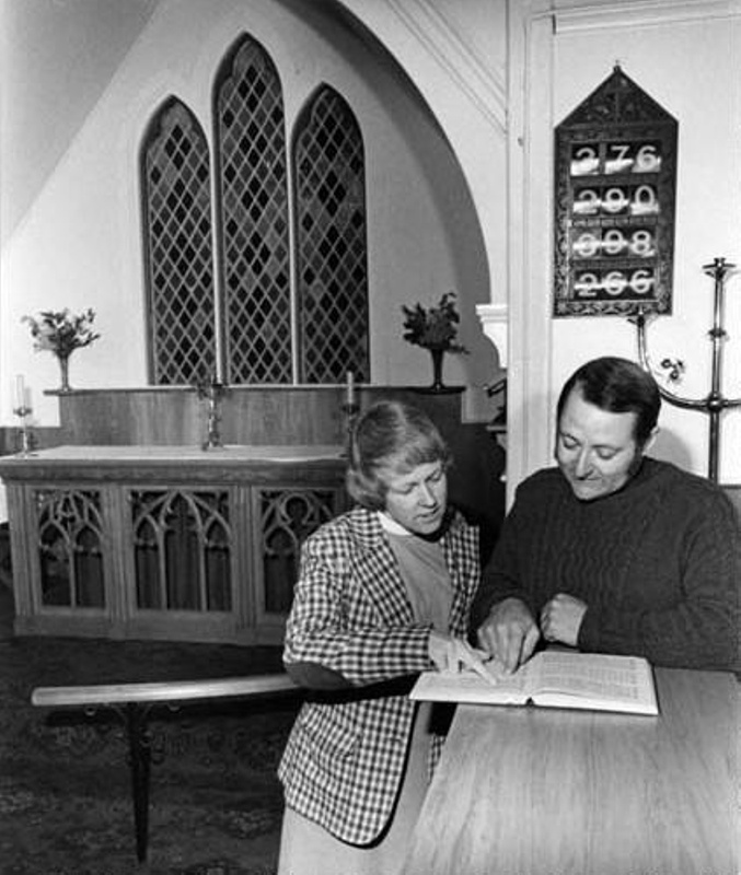 1981 July Antony & Carole Graham, St John's Leeston, shortly after ...