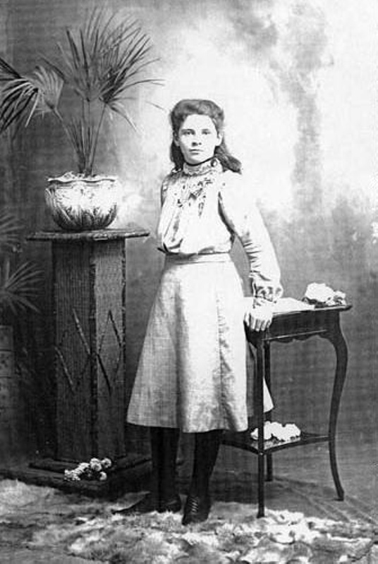 Ethel Forsyth photo E Squire Hawera 2011-06-102 portraits prints folder ...