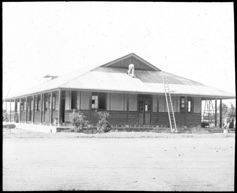 Carnarvon Club, April 1936 : general Australian Inland Mission scenes ...