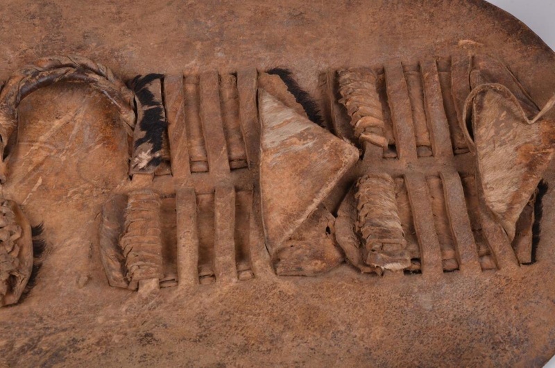 Shield of ox hide (skin); 1/75/295 | eHive