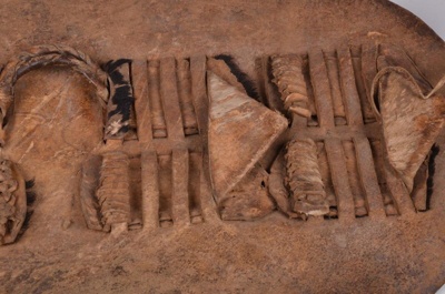 Shield of ox hide (skin); 1/75/295 | eHive