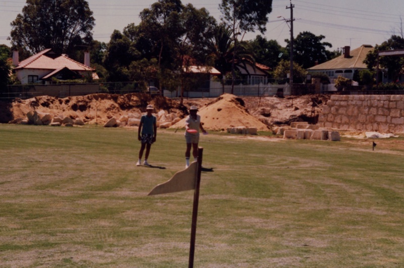 Wall construction ward oval ; 1989/3 | eHive Wall construction ward oval ; 1989/3 | eHive