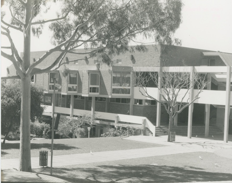 Joseph Green Centre, 1990; 1990/27 | eHive