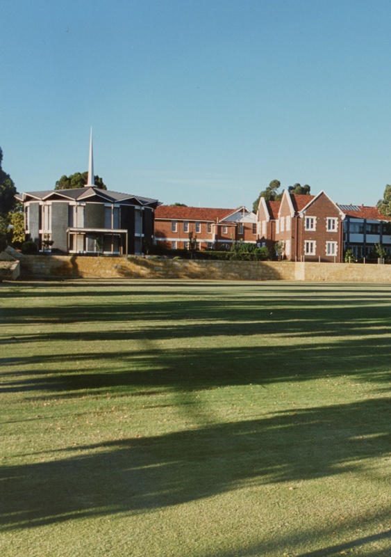 Ward Oval retaining wall, 1988; 1988/13 | eHive
