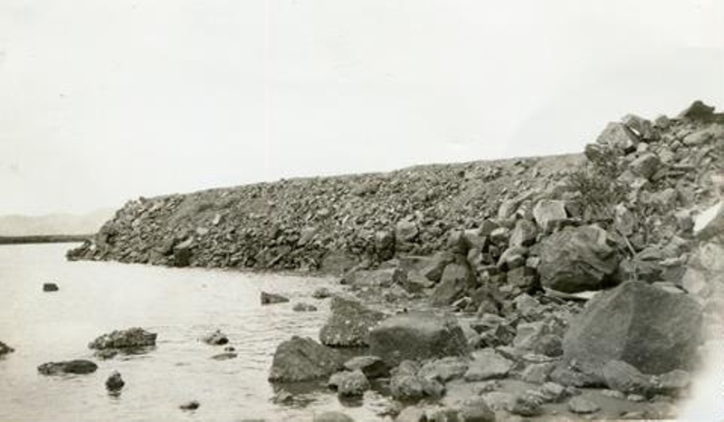 Reclamation Work 1946. Townsville Port Harbour; TMML0328 | eHive