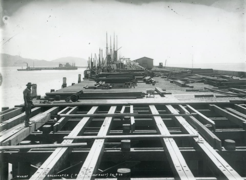 Wharf construction C1900. Townsville Port Harbour; TMML0202 | eHive