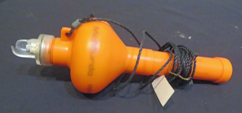 Apollo 2 flashing lifebuoy light ; 2009.61 | eHive