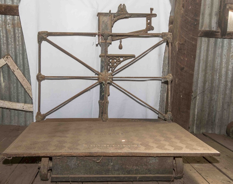 Large weighing machine.; W & T Avery; 2019.17 | eHive
