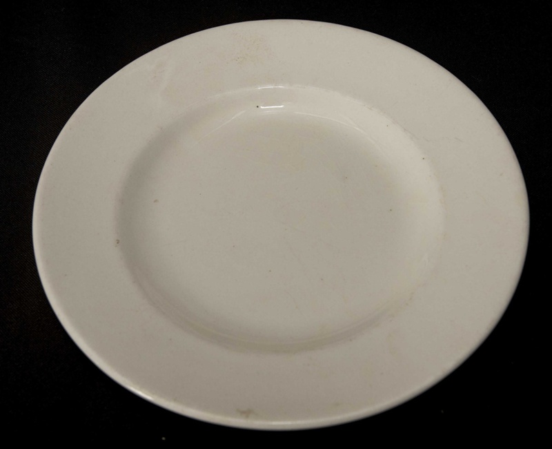 Small off-white plate. Plain.; John Tams & Son Ltd; 2019.60 | eHive