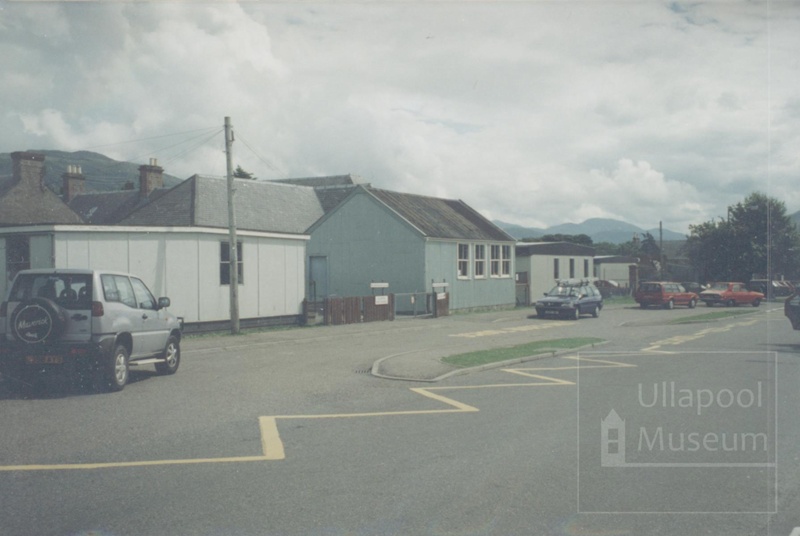 Ullapool primary school old Loggie school building and Temp buildings ...