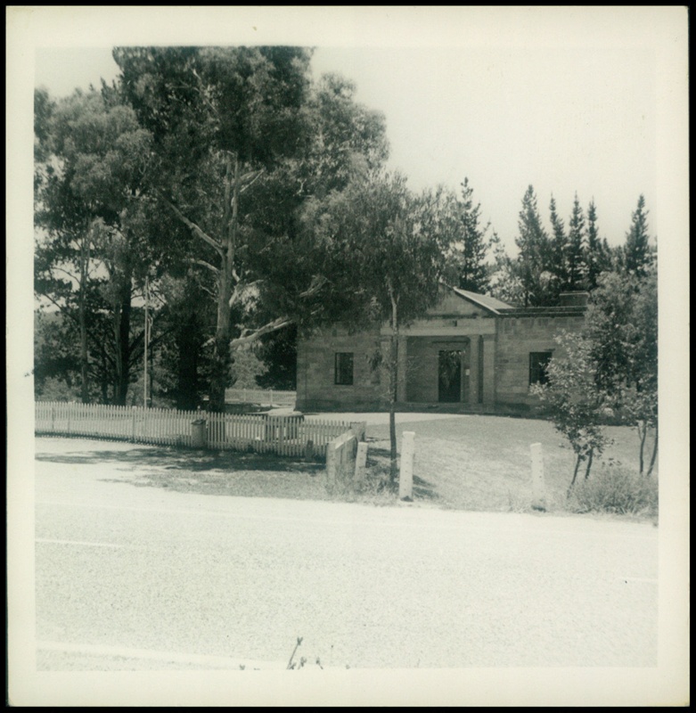 Courthouse of Hartley; 89.566 | eHive