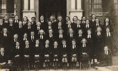 1949 Mount Erin High School Students; 2023.426 | eHive