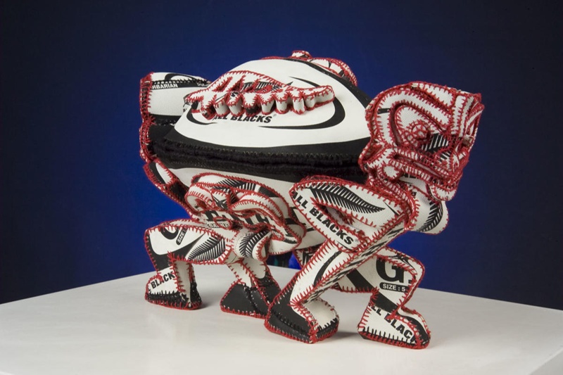 Waka Huia (National Treasure); Jodi Tautari; 2007; 2007/3/1 | eHive