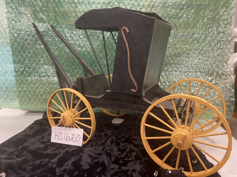 Replica of Amish Carriage Scale model Amish Carriage with 2 seats made ...
