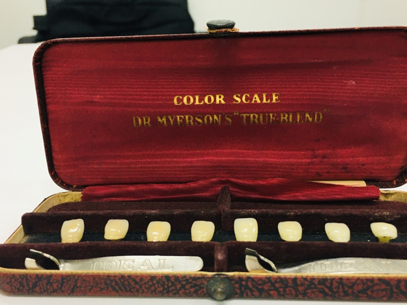 Myerson's True Blend shade samples ; Myerson; 1930s; D364 | eHive