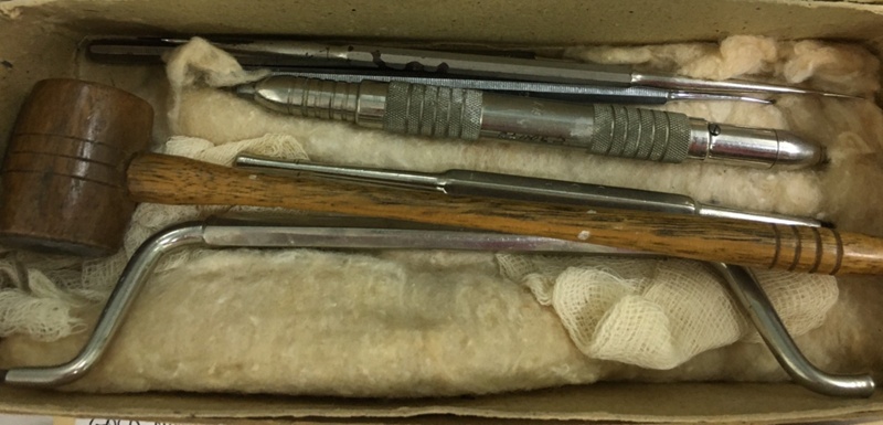 Gold foil engine, mallet and pluggers set, ca 1910; D78-79-80 | eHive