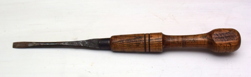 LARGE SCREWDRIVER; 3513 | eHive