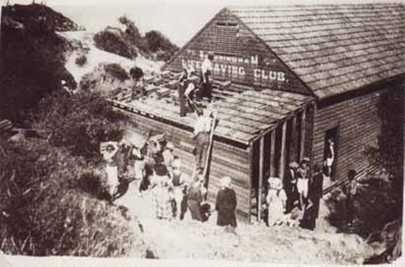 Building the Sandringham Life Saving Club.; 1922?; P1415 | eHive