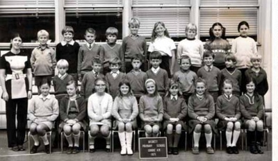 Highett Primary School Grade 4M, 1971; 1971; P8732 | eHive