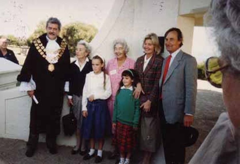 Unveiling of plaque at Rotunda, Sandringham; 1989 Apr. 23; P2778 | eHive