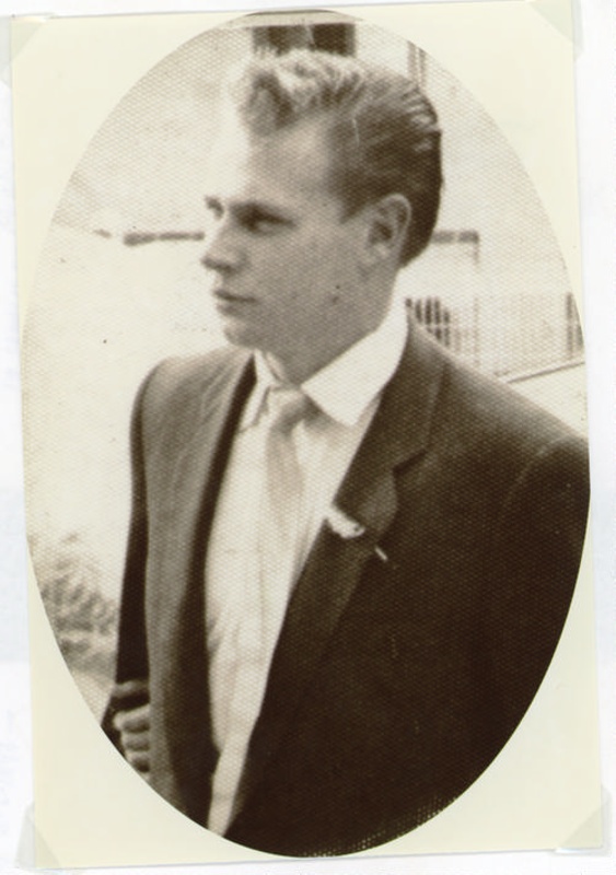 Kenny Roper of 10 Francis Street, Sandringham; 195-; P9343 | eHive