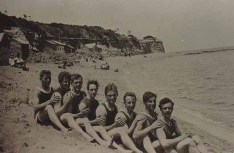 Group of men, Black Rock beach; Neil, Fred W.; 1914/1915; P0798 | eHive