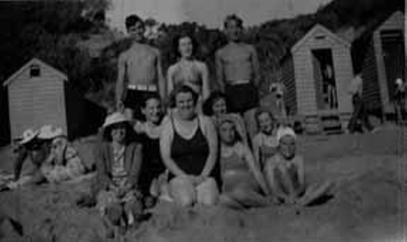 South Sandringham Methodist Church outing; 1941; P5000-39 | eHive