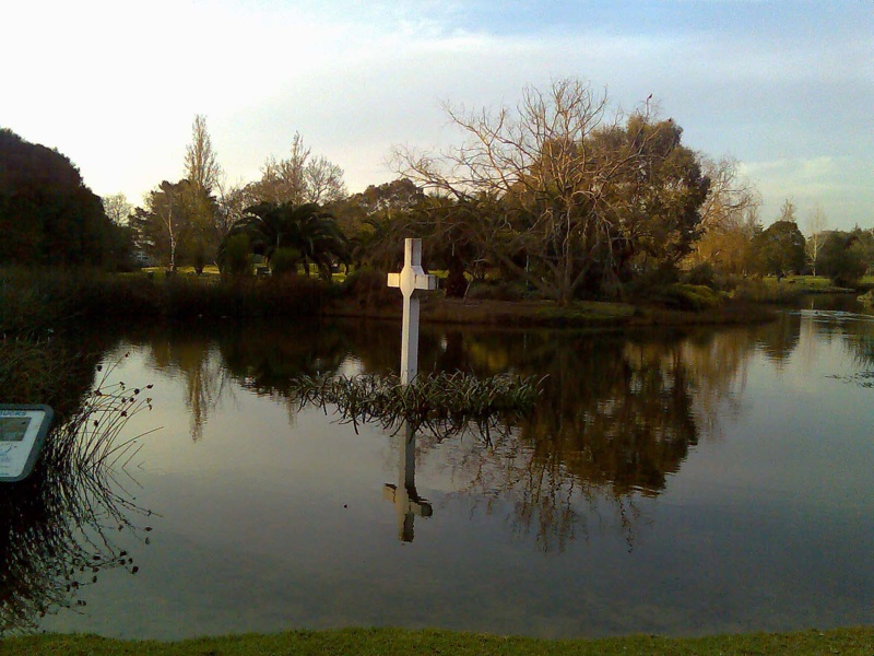 Vietnam War memorial cross, Basterfield Park, Dane Road, Moorabbin ...