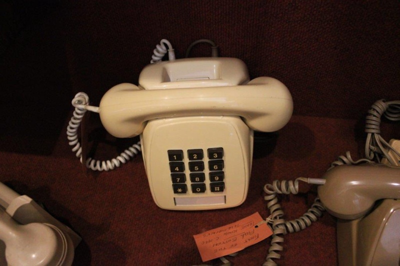 Phone Set, Free-standing; PL020 | eHive