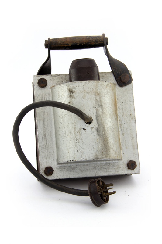 THE VULCAN ELECTRICAL ENGINEERING SYDNEY TRANSFORMER; The Vulcan ...