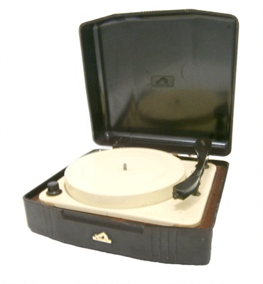 HMV - HIS MASTERS VOICE RECORD PLAYER; HMV; 1950; TPSM160 | eHive