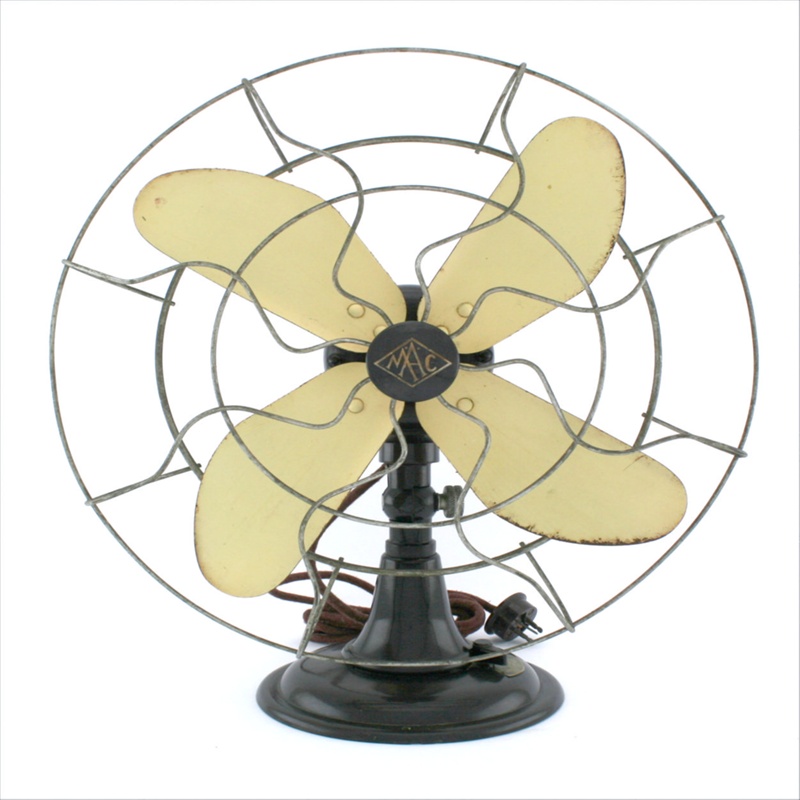 M.A.C. 16 INCH OSCILLATING 3 SPEED DESK FAN; 1940s; TPSM765 | eHive